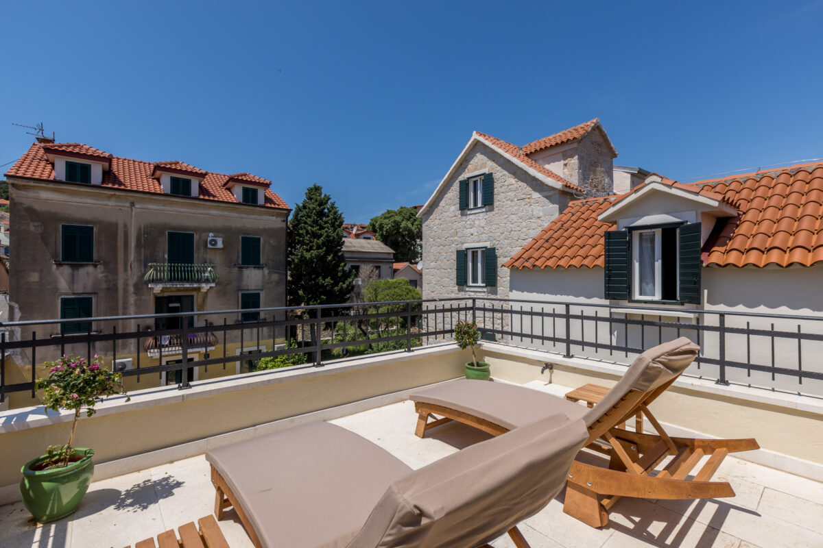 BEST HOTEL IN SPLIT - Sperone Heritage Hotel